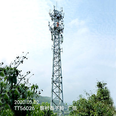 Galvanized Telecom Antenna Tower 4 Platforms With Mounting Brackets