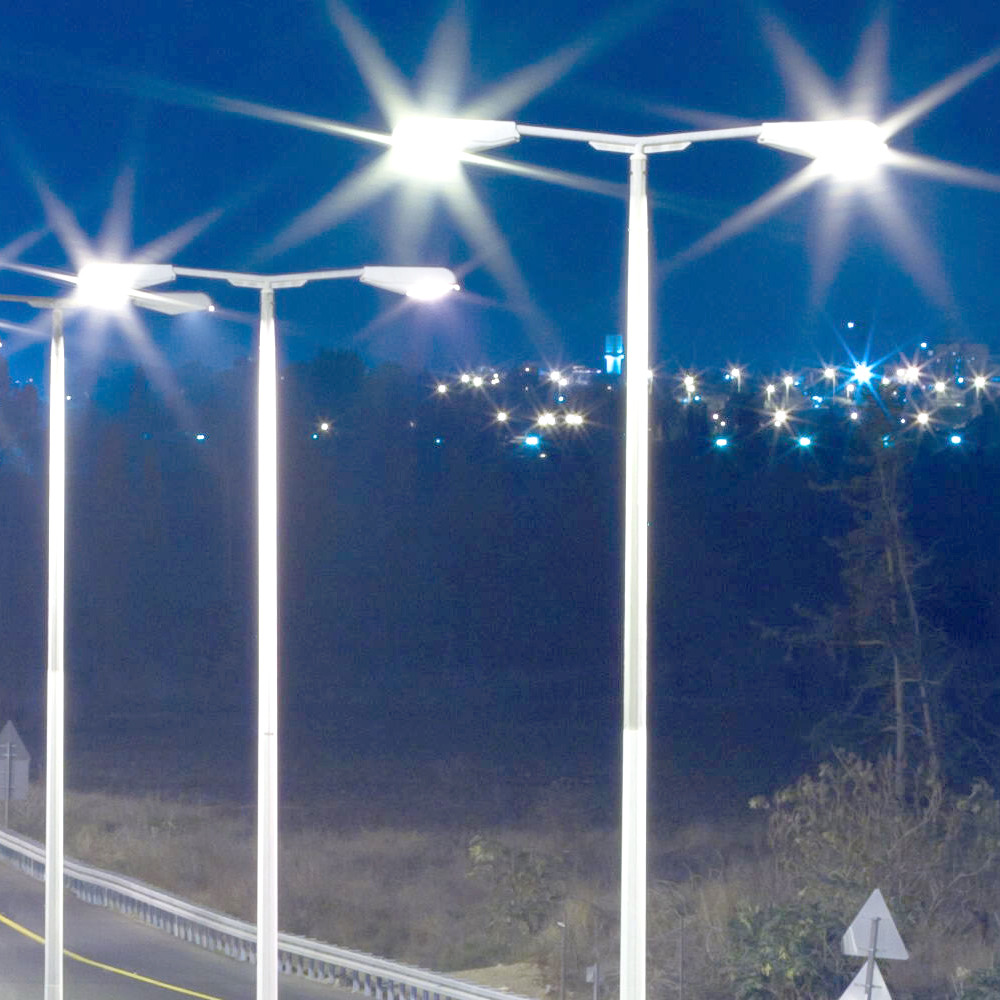 Customizable 6-12m Galvanized Street Light Poles for Road or Highway ...