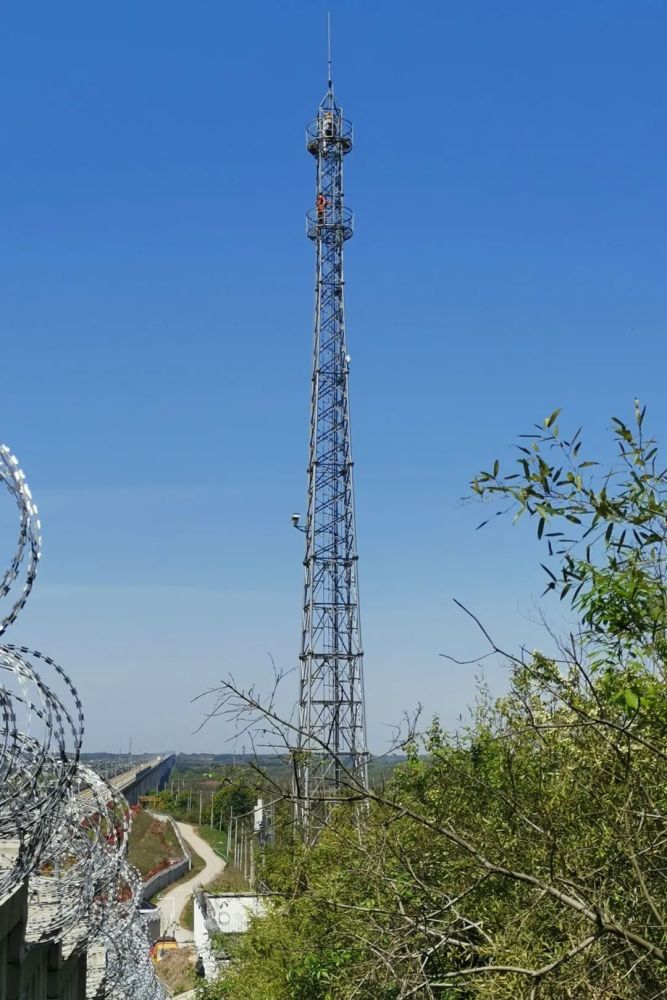 Custom Galvanized Steel Telecom Tower Self Support Free Standing ...