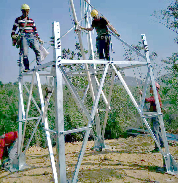 4 Legged Lattice Telecom Tower 45m Galvanized Steel Pylon Self Support Lattice Mast